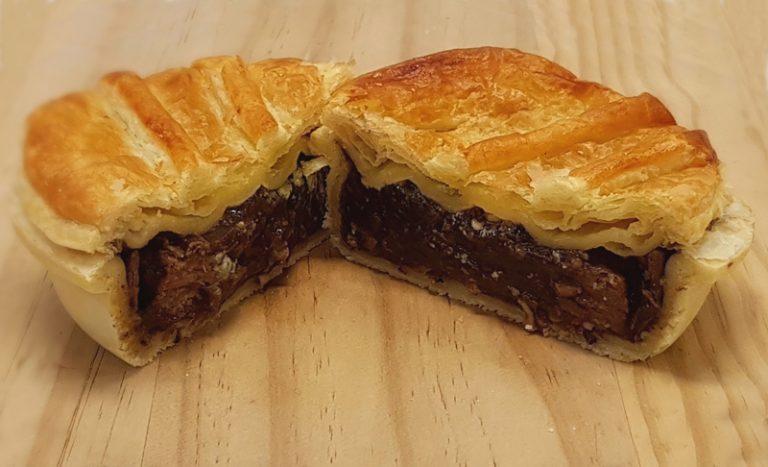 Steak & Blue Cheese Pie - Kidd's Cakes & Bakery