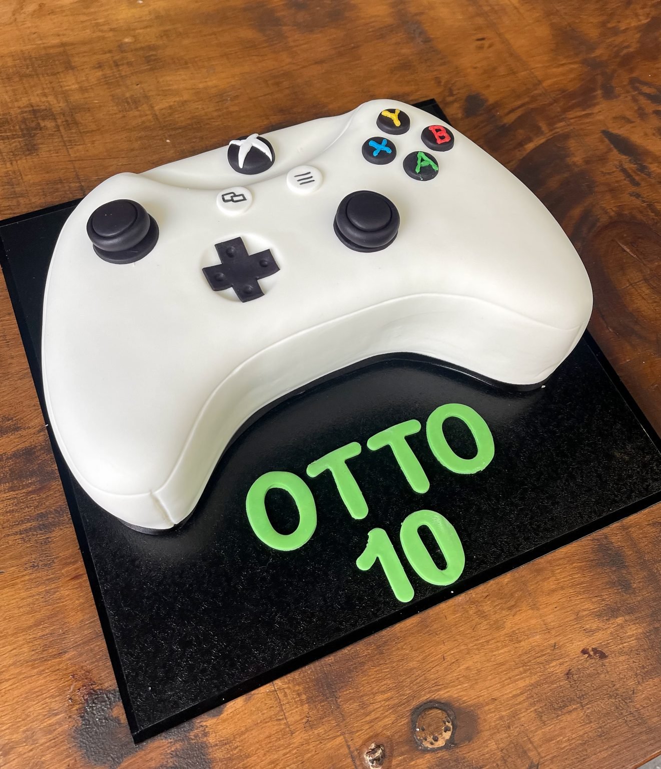 XBox Controller - Kidd's Cakes & Bakery