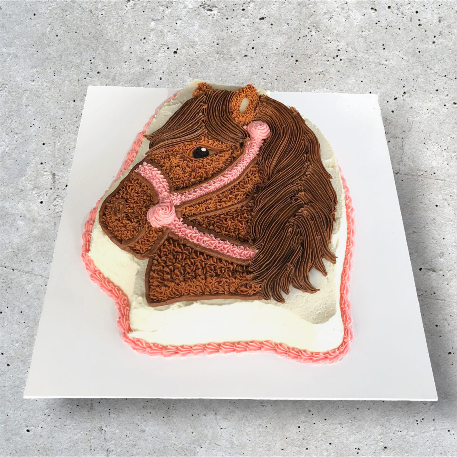 Pony Head - Kidd's Cakes & Bakery